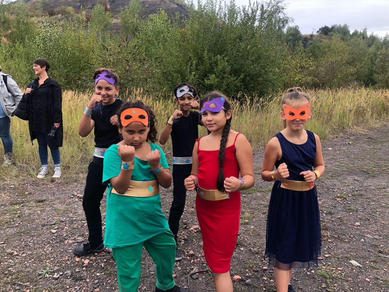 Décrocher la lune : ça tourne sur le terril du Quesnoy | Antenne Centre
