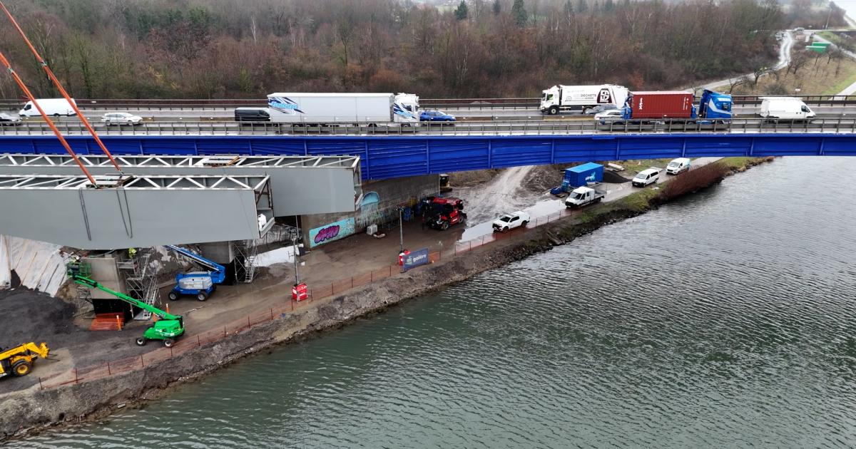 Autoroute E42 : la reconstruction du pont a débuté | Antenne Centre